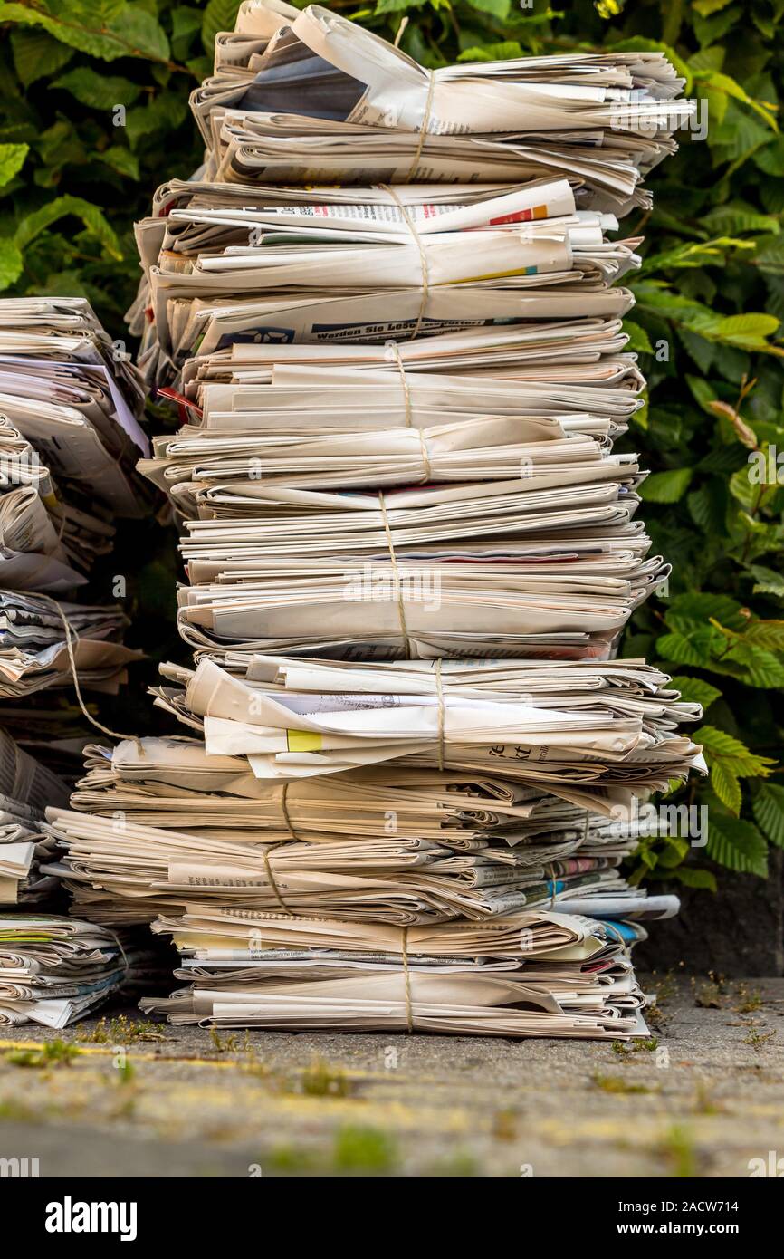 Stack of waste paper. Old Newspapers Stock Photo - Alamy