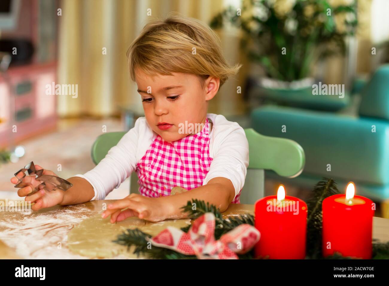 Child baking biscuits hi-res stock photography and images - Alamy