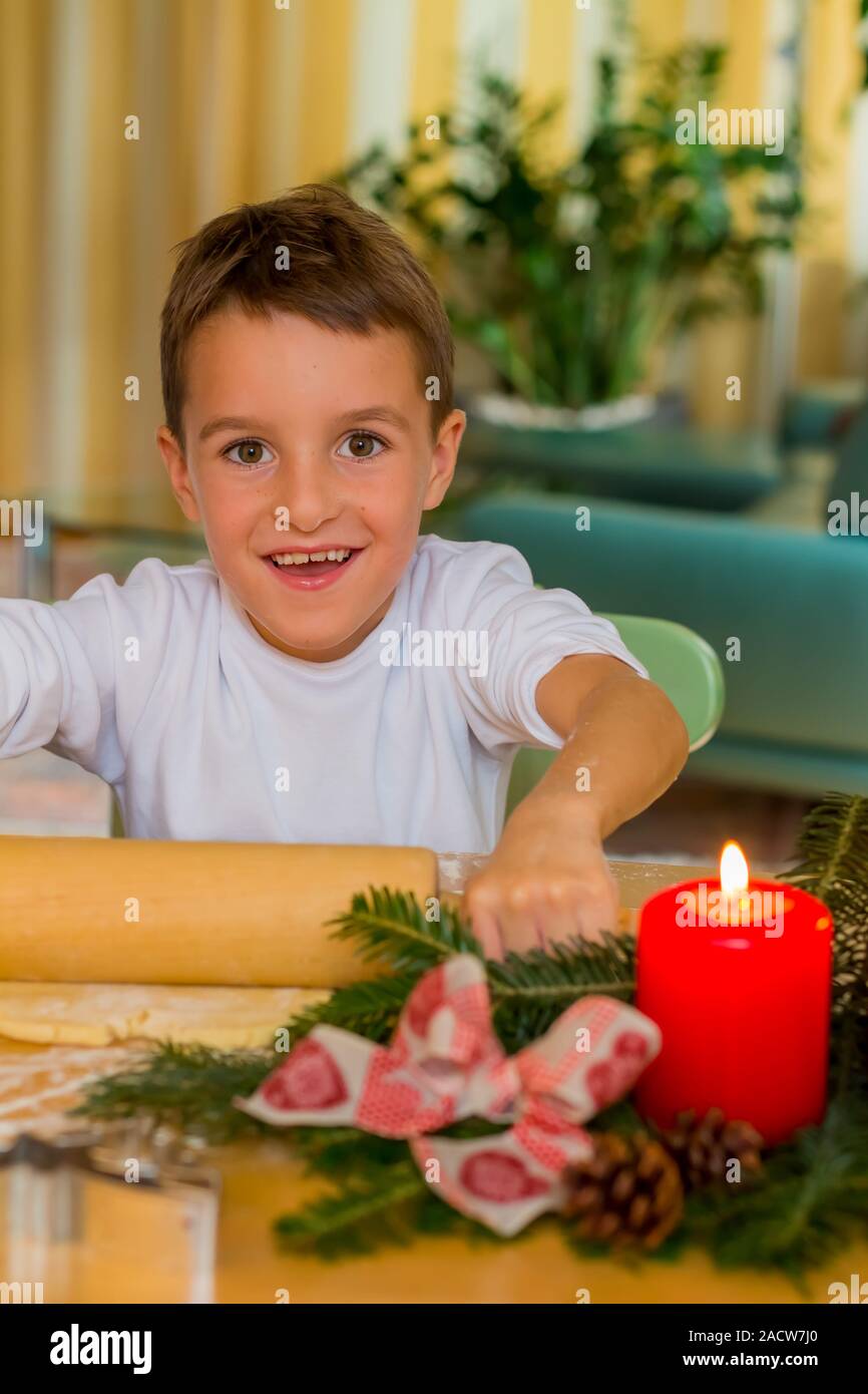Child baking biscuits hi-res stock photography and images - Alamy