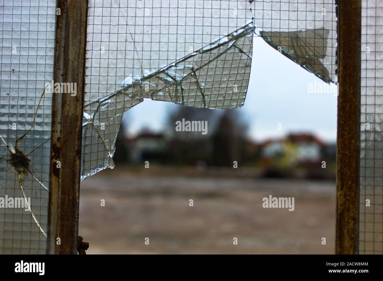 Damaged Glass High Resolution Stock Photography and Images - Alamy