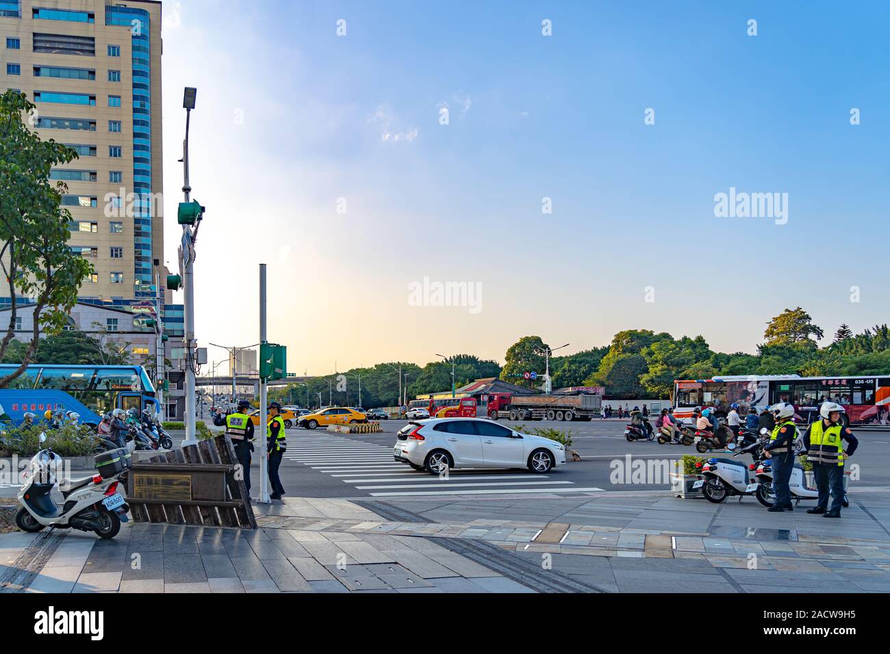 Taipei cityscape. View from the North Gate Station ( Cheng'en gate ...