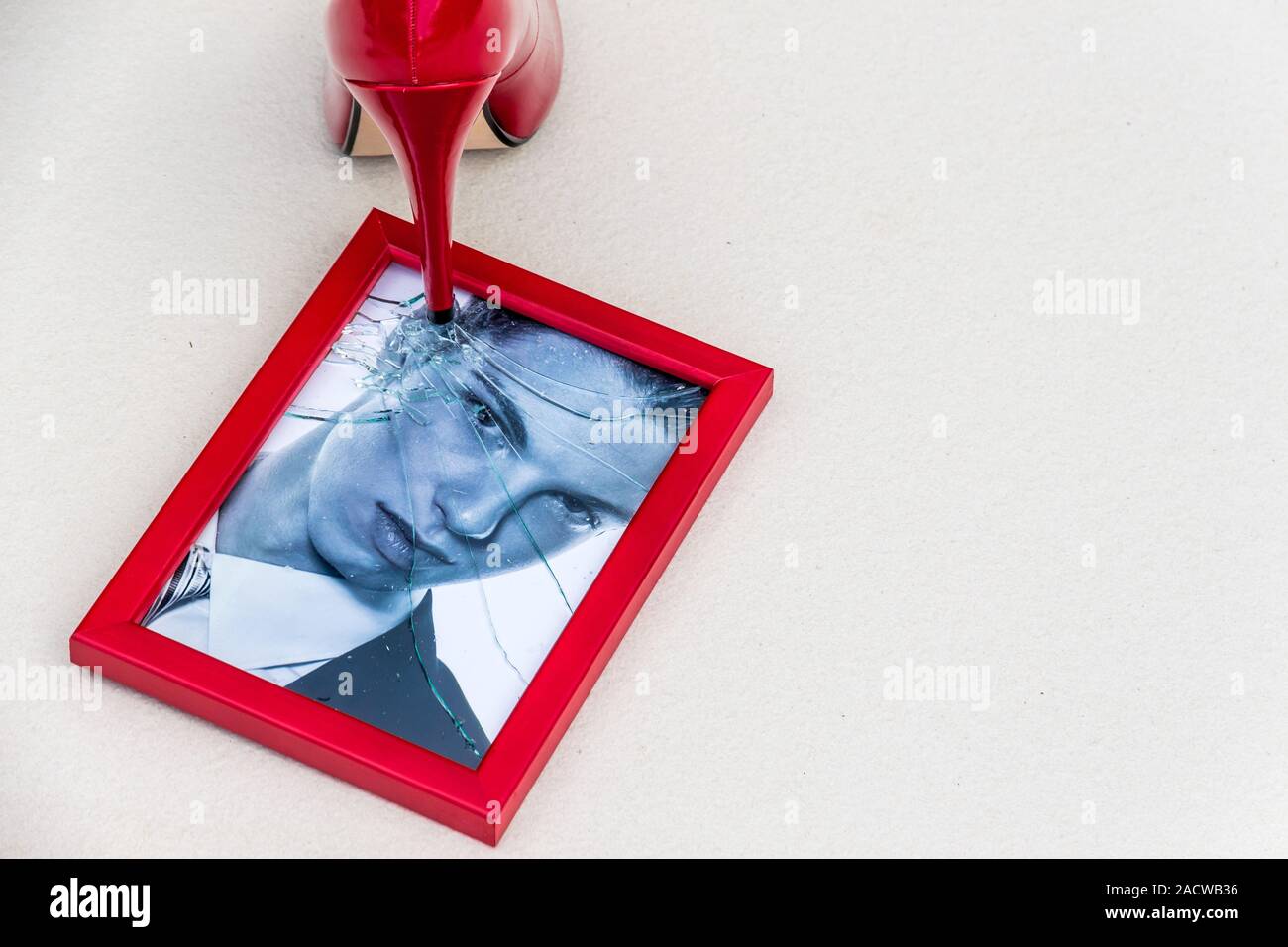 Picture frame and stiletto shoe Stock Photo - Alamy