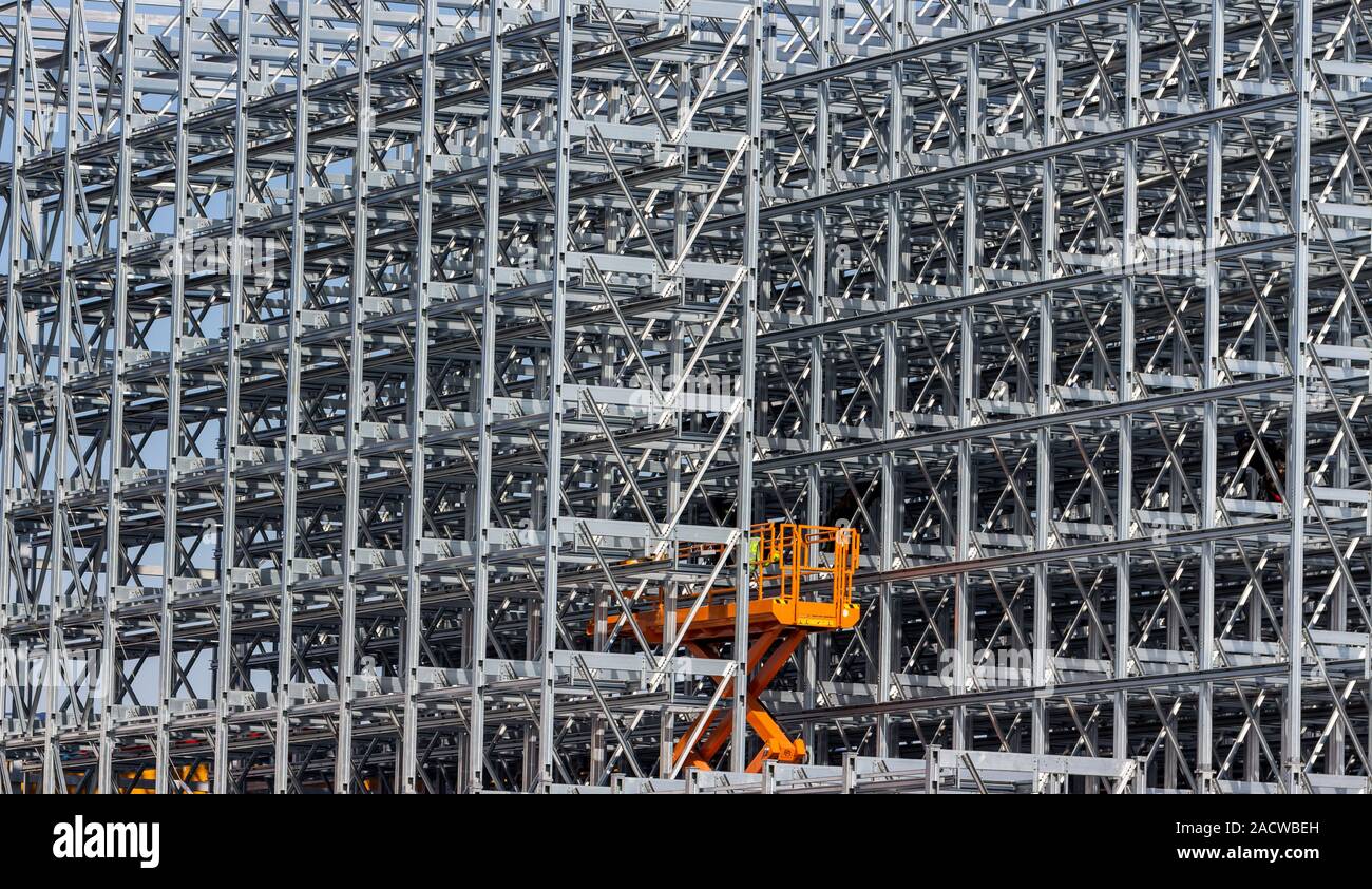 Construction of a shelf warehouse Stock Photo - Alamy