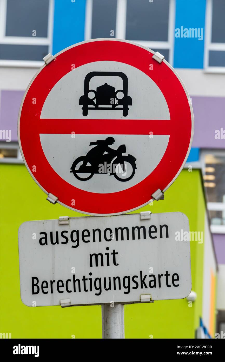 Prohibition sign for car and motorcycle Stock Photo - Alamy