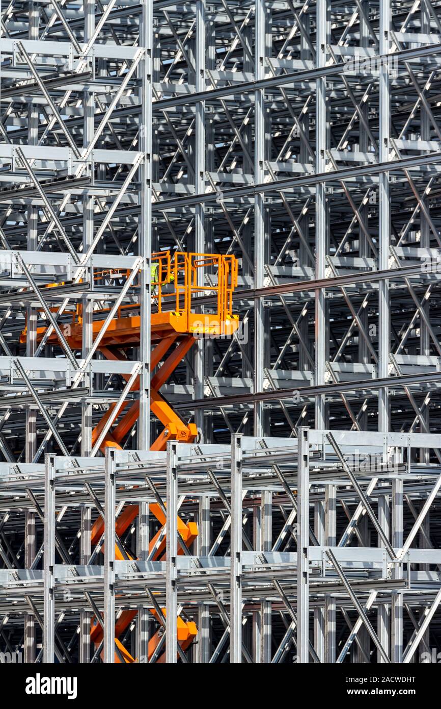 Construction of a shelf warehouse Stock Photo - Alamy