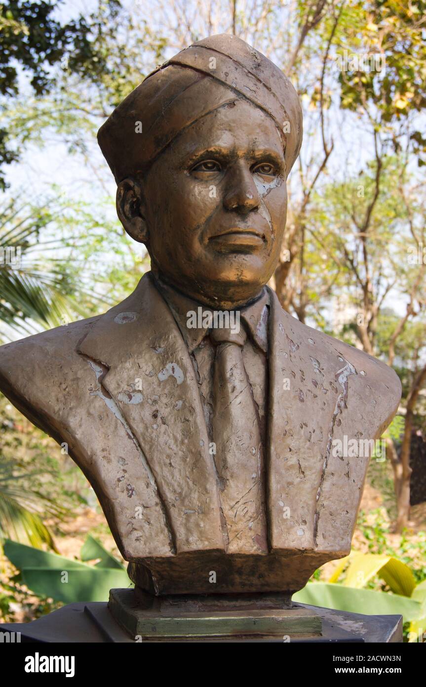 A bust of Indian physicist Chandrasekhara Venkata Raman at the Nehru ...