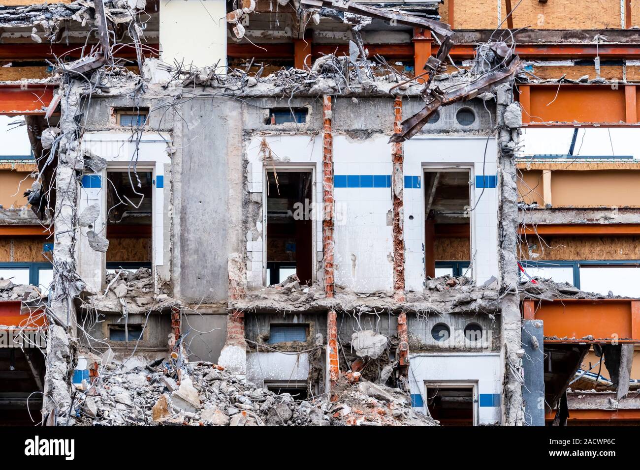 Demolition of an office building Stock Photo - Alamy