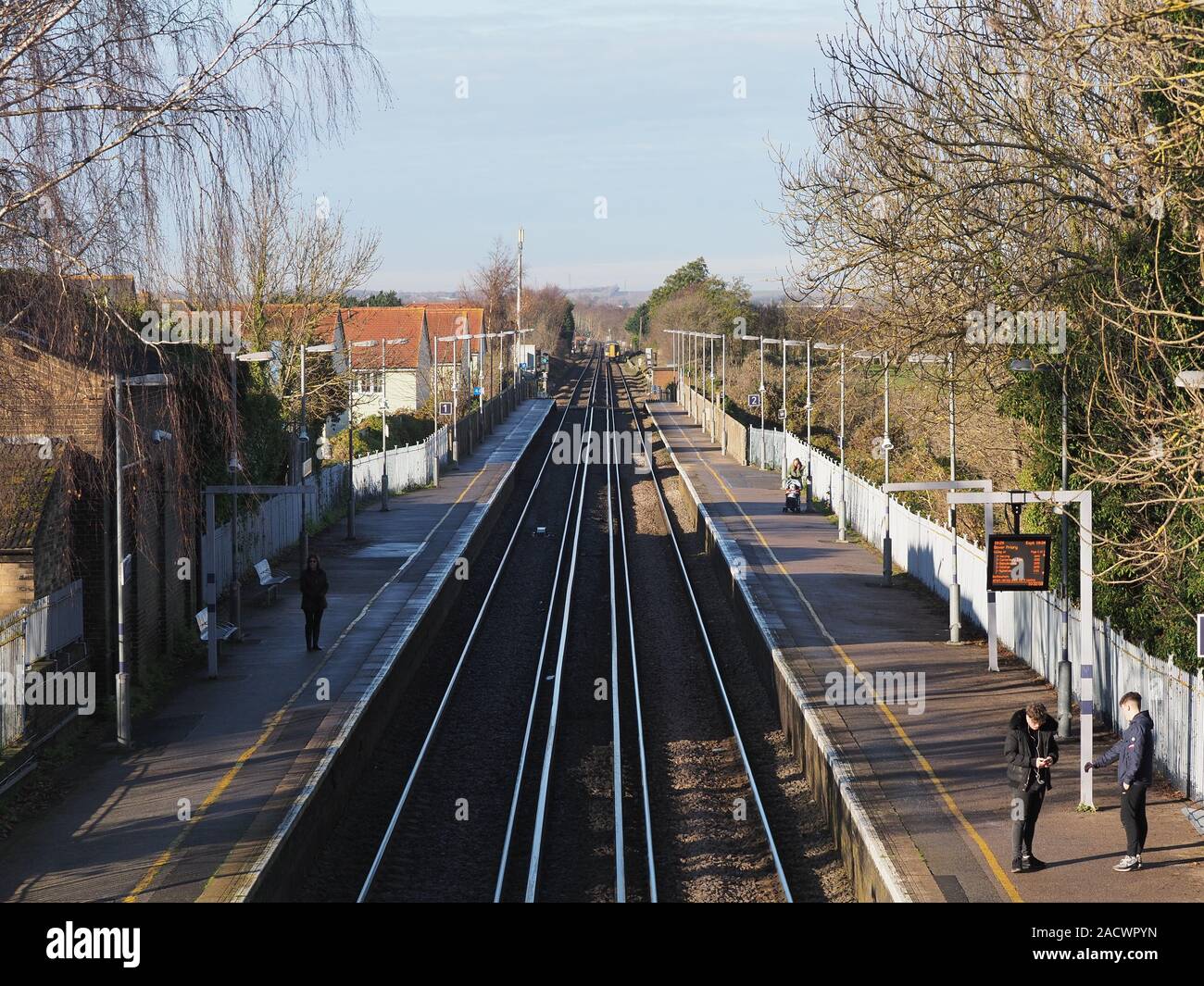 Teynham, Kent, UK. 3rd Dec, 2019. UK Weather: a sunny day in Teynham ...