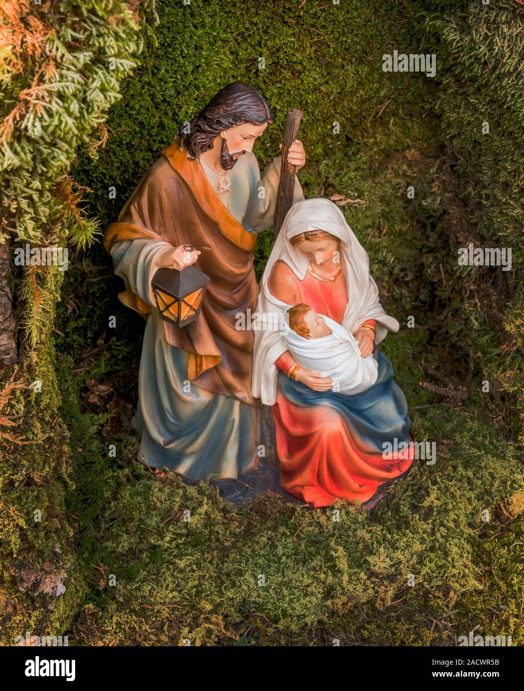 Nativity figures of a Christmas crib Stock Photo - Alamy
