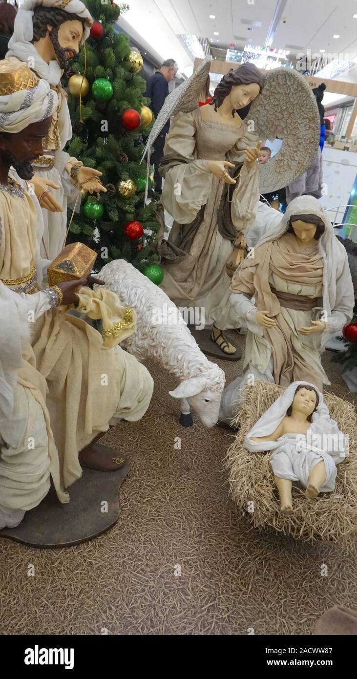 Nativity manger cross hi-res stock photography and images - Alamy