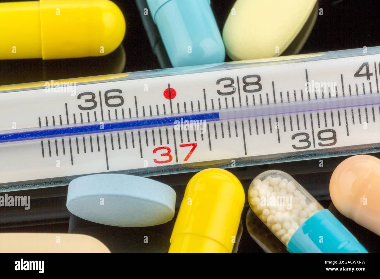 Fever thermometers hi-res stock photography and images - Alamy