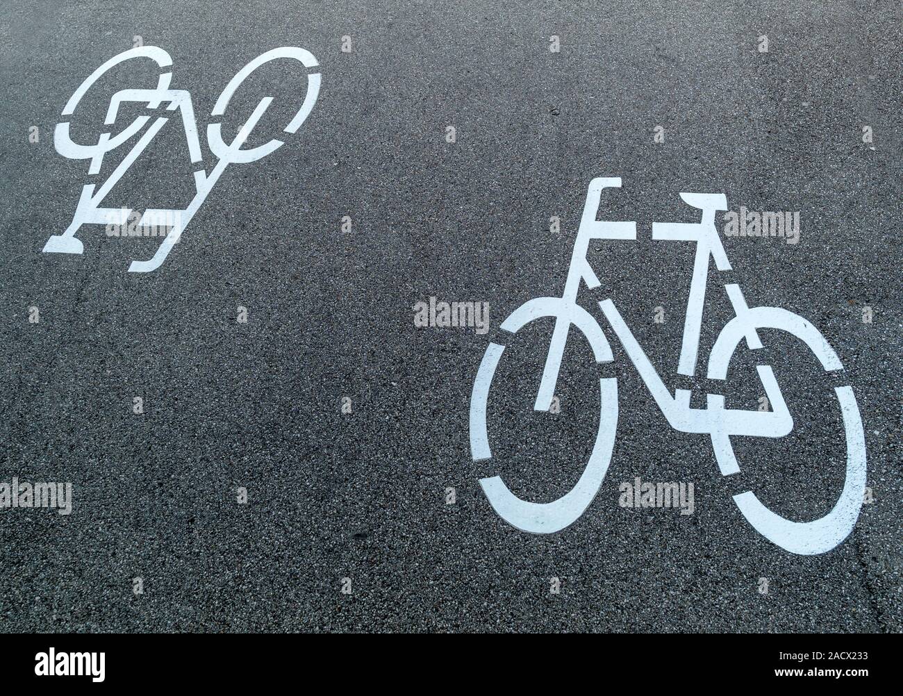Marking of a cycle path Stock Photo - Alamy