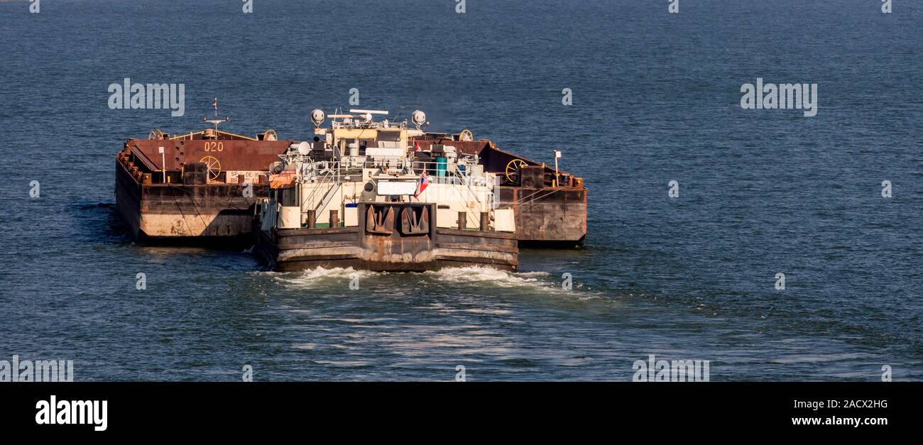 Bulk goods hi-res stock photography and images - Alamy