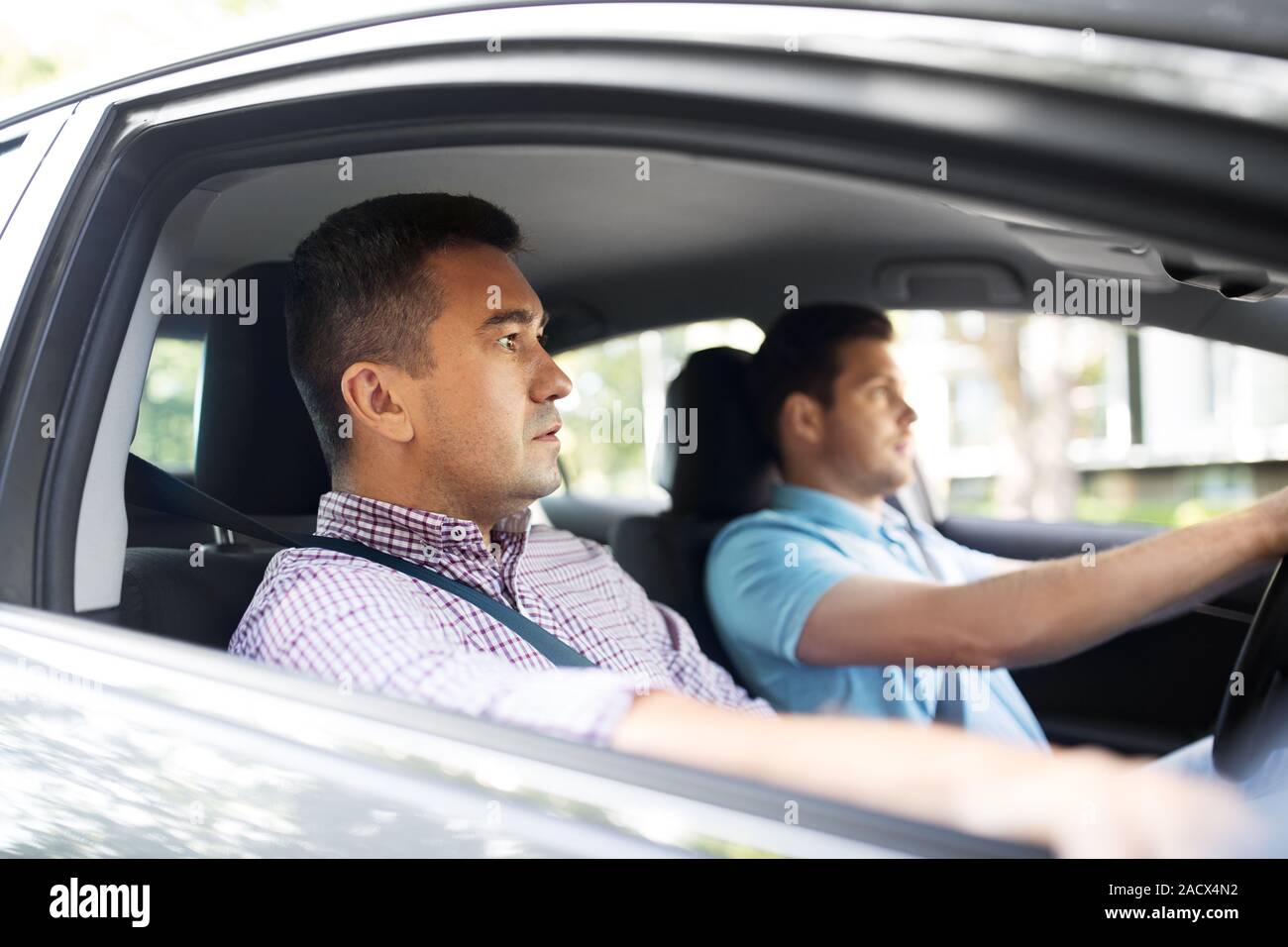 Carpool school hi-res stock photography and images - Alamy