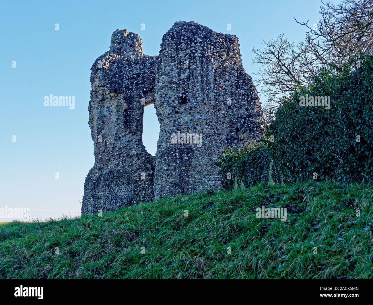 Ludgershall Castle Wiltshire Stock Photo - Alamy