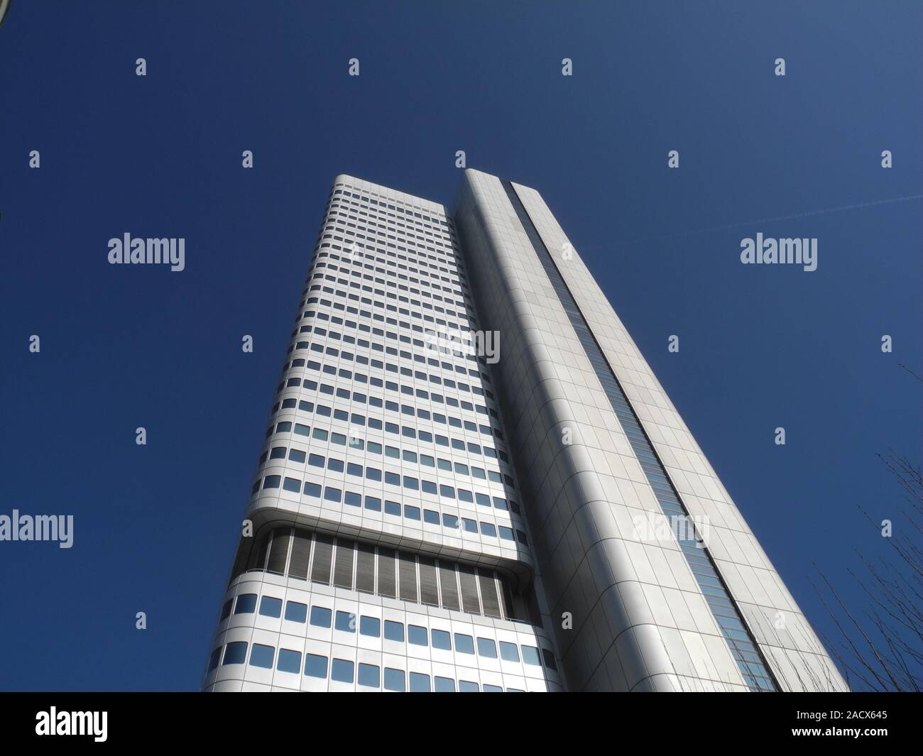 High-rise building in Frankfurt Stock Photo - Alamy
