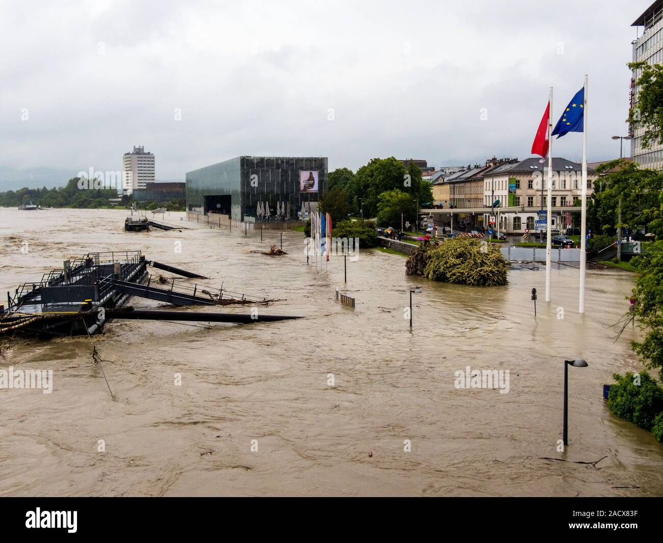 Austria flood and flood hi-res stock photography and images - Alamy