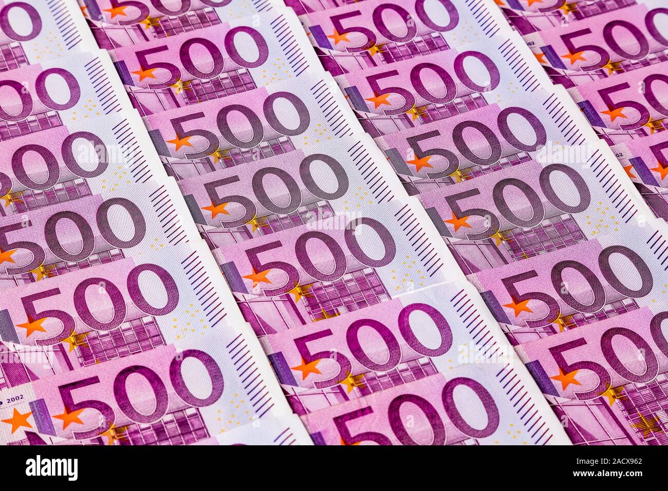Five hundred euro banknotes Stock Photo - Alamy