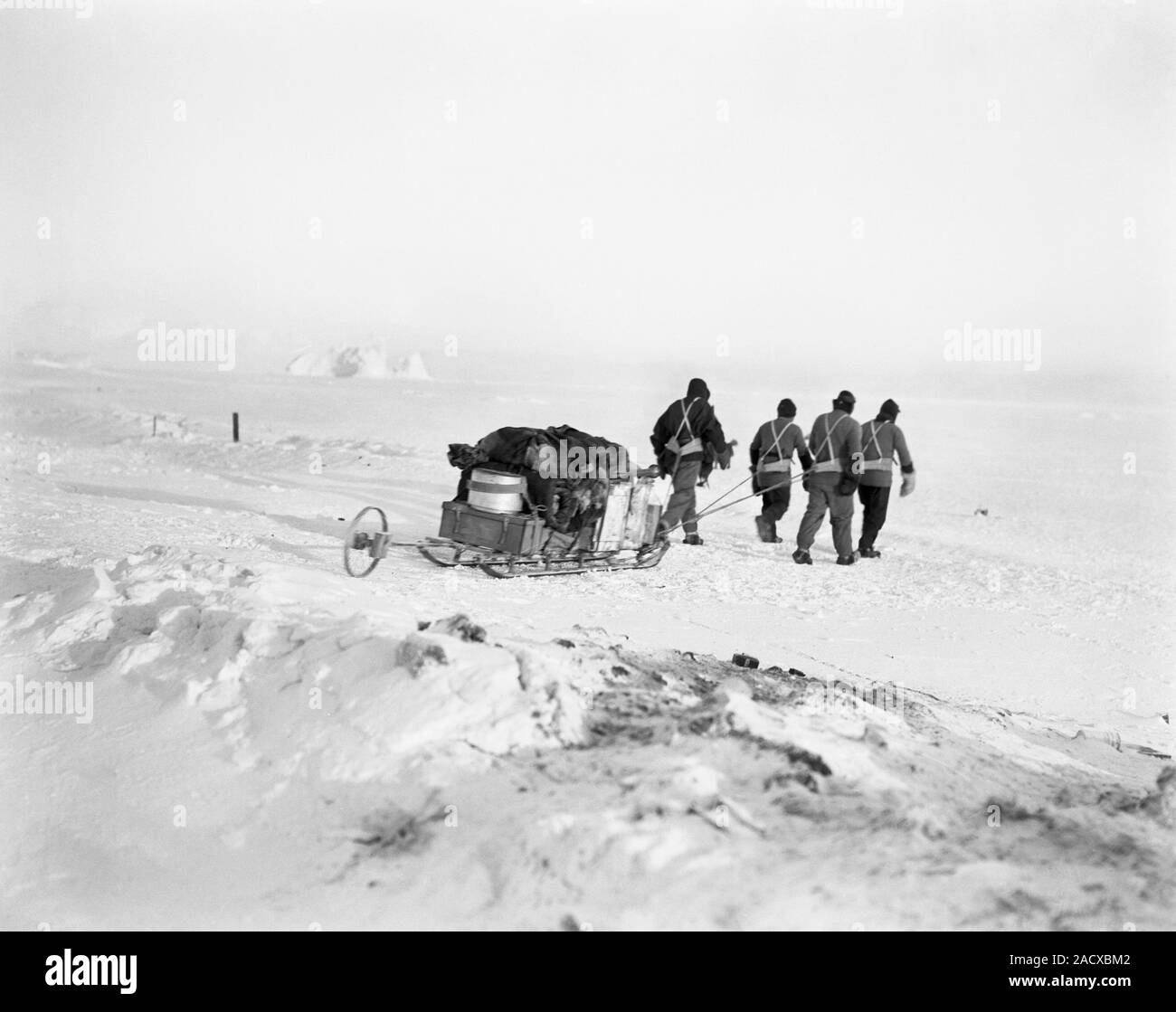 Terra Nova Antarctic exploration. Spring Journey departure on 15 ...