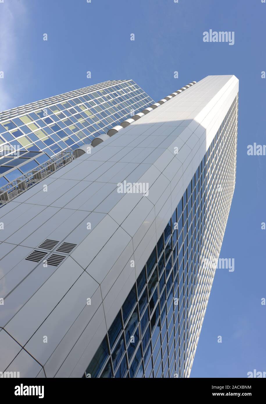 High-rise building in Frankfurt Stock Photo - Alamy