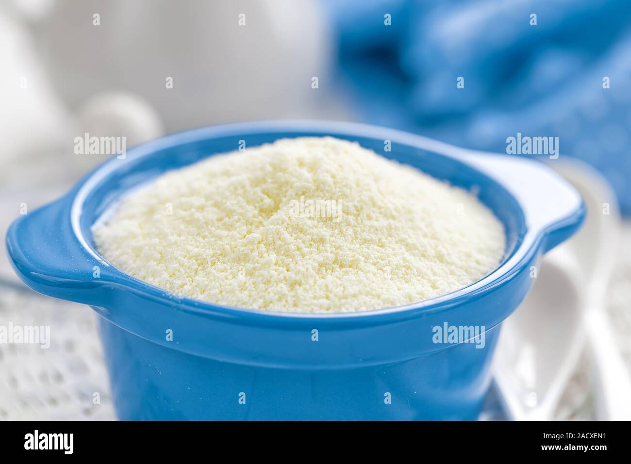 Powdered milk hi-res stock photography and images - Alamy