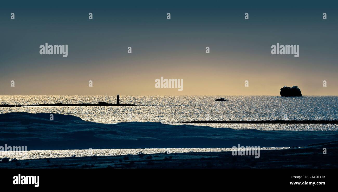 Grotta lighthouse and cruise ship, Reykjavik, Iceland Stock Photo - Alamy