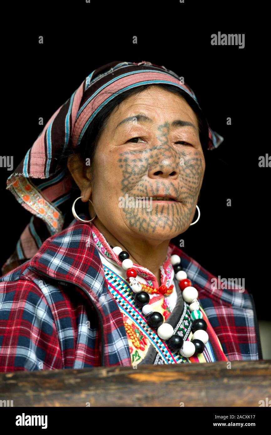 The Dulong, also known as Drung or Derong were called Qiu in the past ...