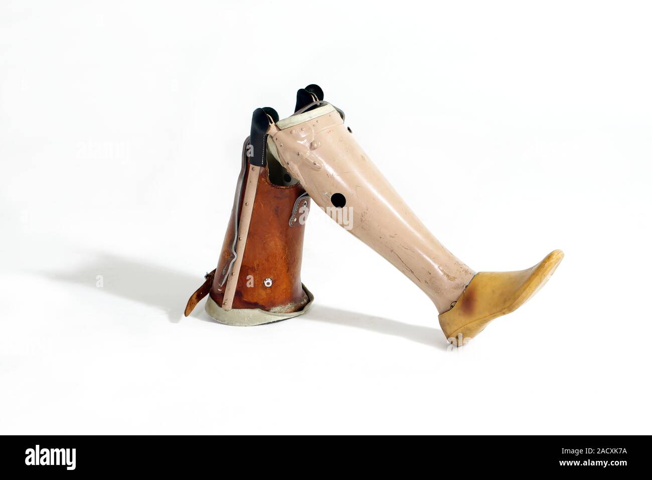 A prosthetic leg Stock Photo - Alamy