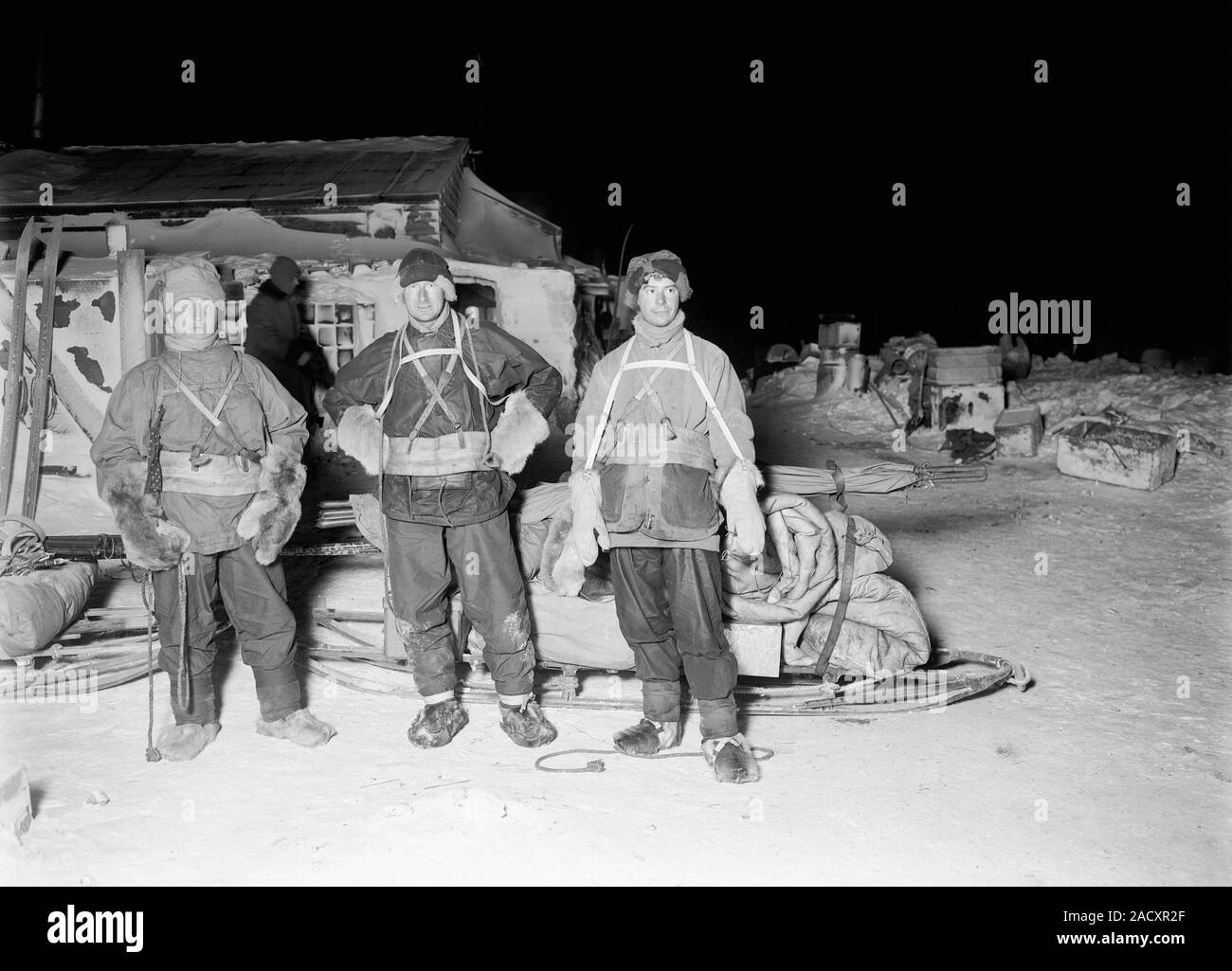 Cape Crozier Antarctic expedition. British explorers Henry Bowers (1883 ...