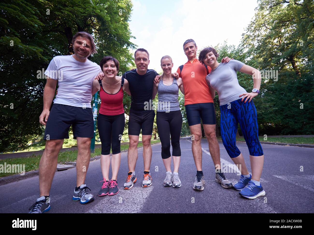 people group jogging Stock Photo - Alamy