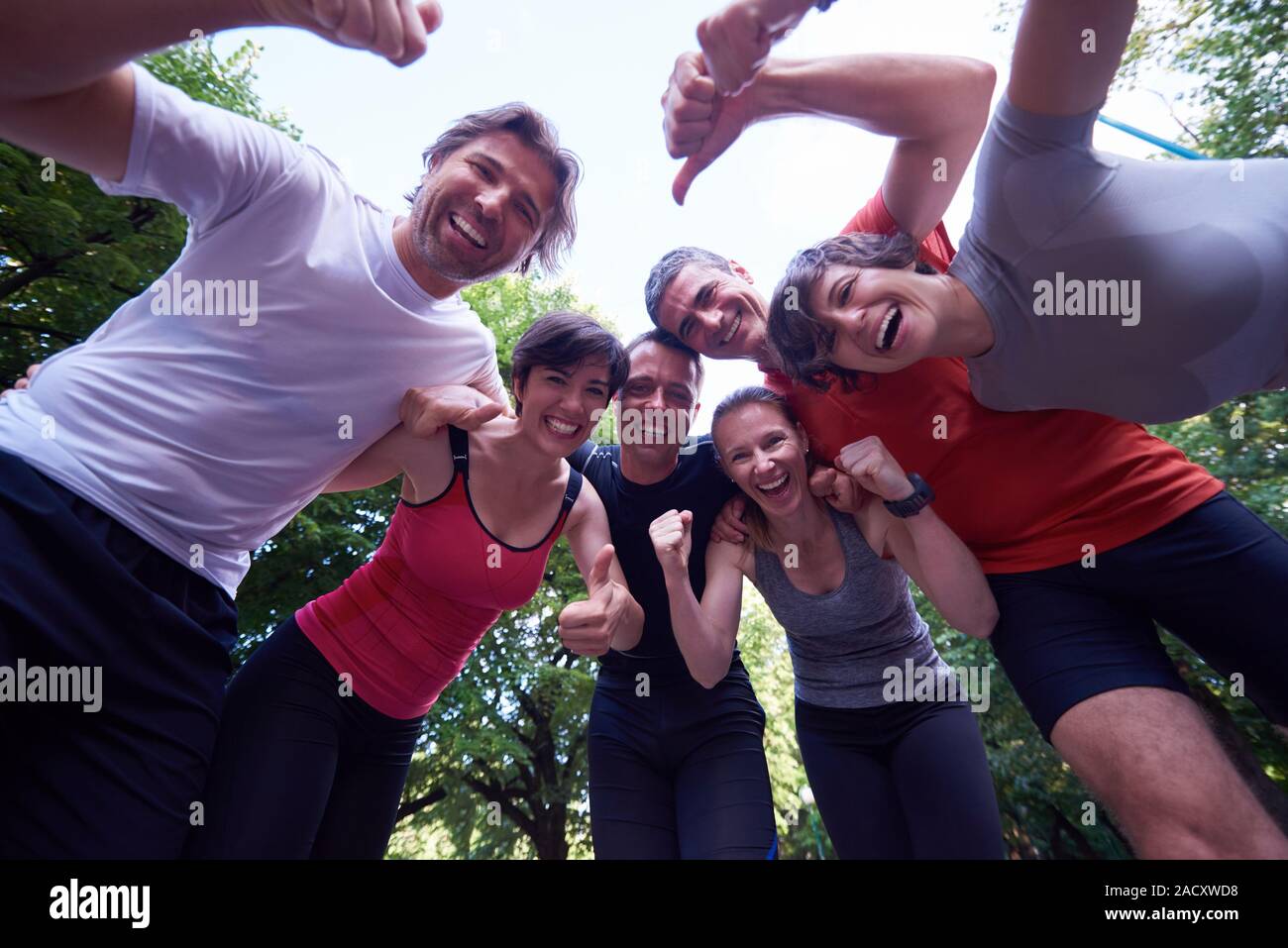 jogging people group have fun Stock Photo - Alamy