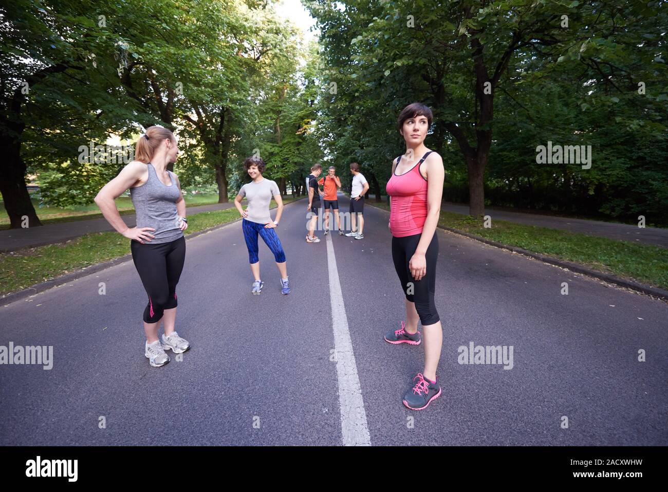 people group jogging Stock Photo - Alamy