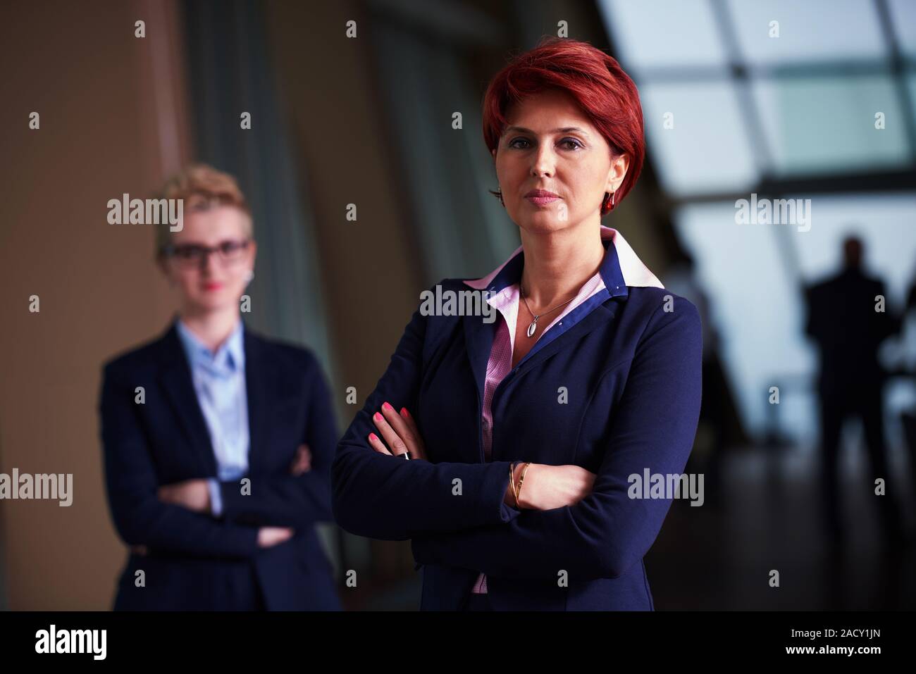 Goup people talking hi-res stock photography and images - Alamy