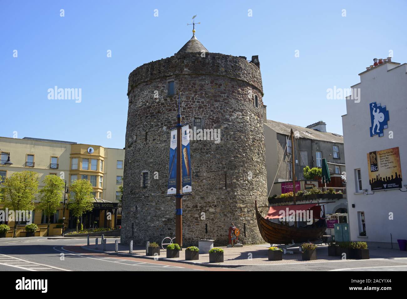 Reginald's tower ireland hi-res stock photography and images - Alamy