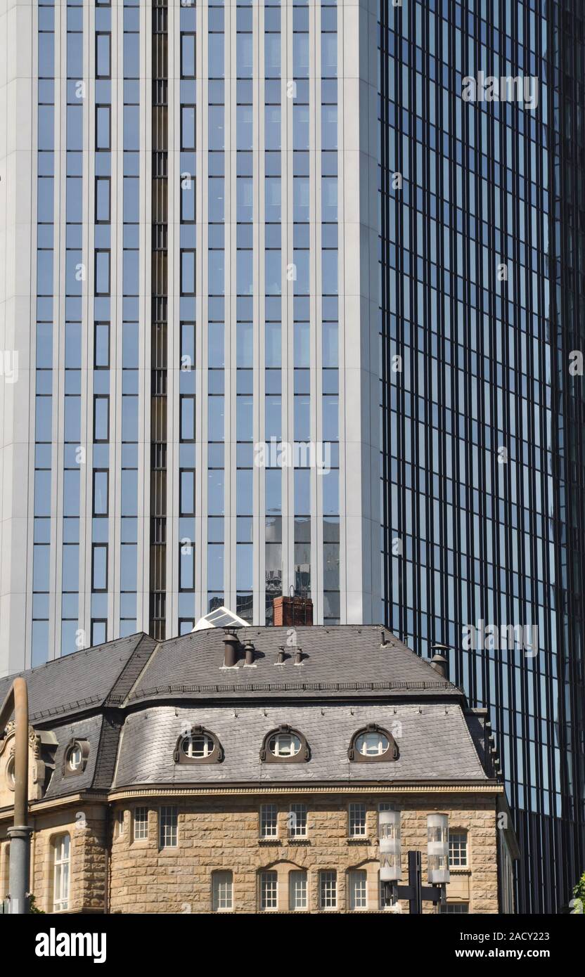High-rise building in Frankfurt Stock Photo - Alamy