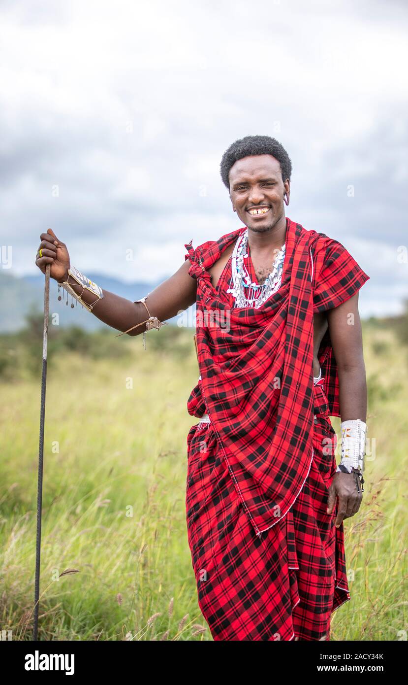 young and handsome maasai warrior in traditional clothing Stock Photo ...