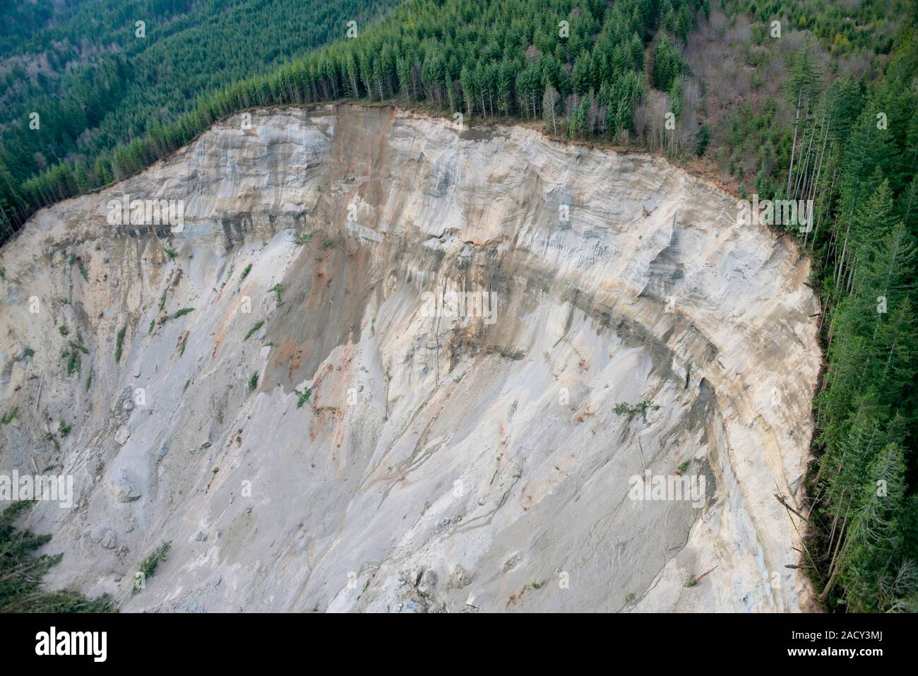 2014 Oso mudslide. Aerial photograph from a survey showing the extent ...