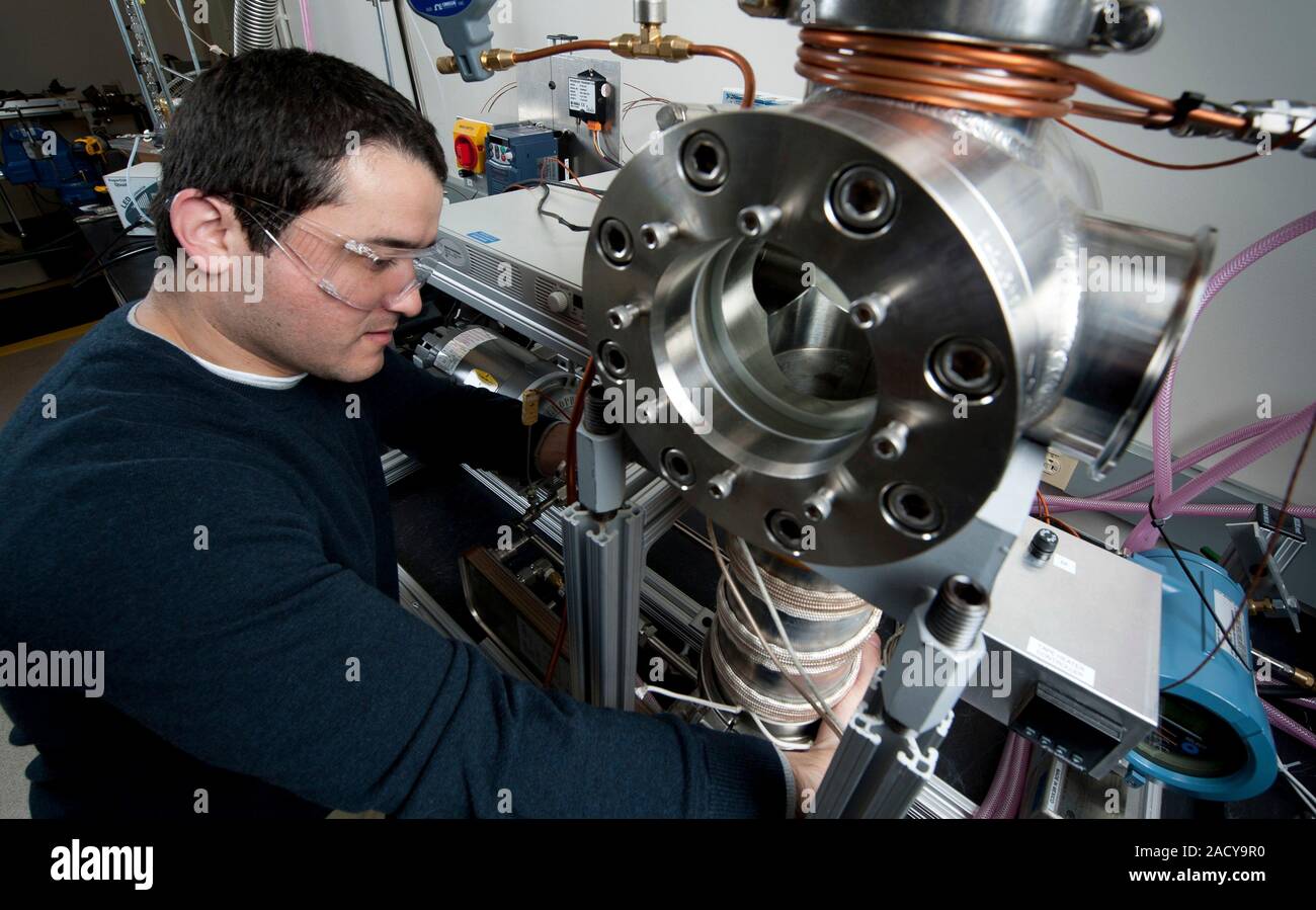 NREL Advanced Power Electronics Lab. Engineer working in the NREL ...