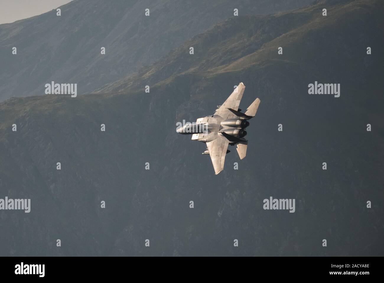 Mcdonnell douglas f15 mach loop hi-res stock photography and images - Alamy