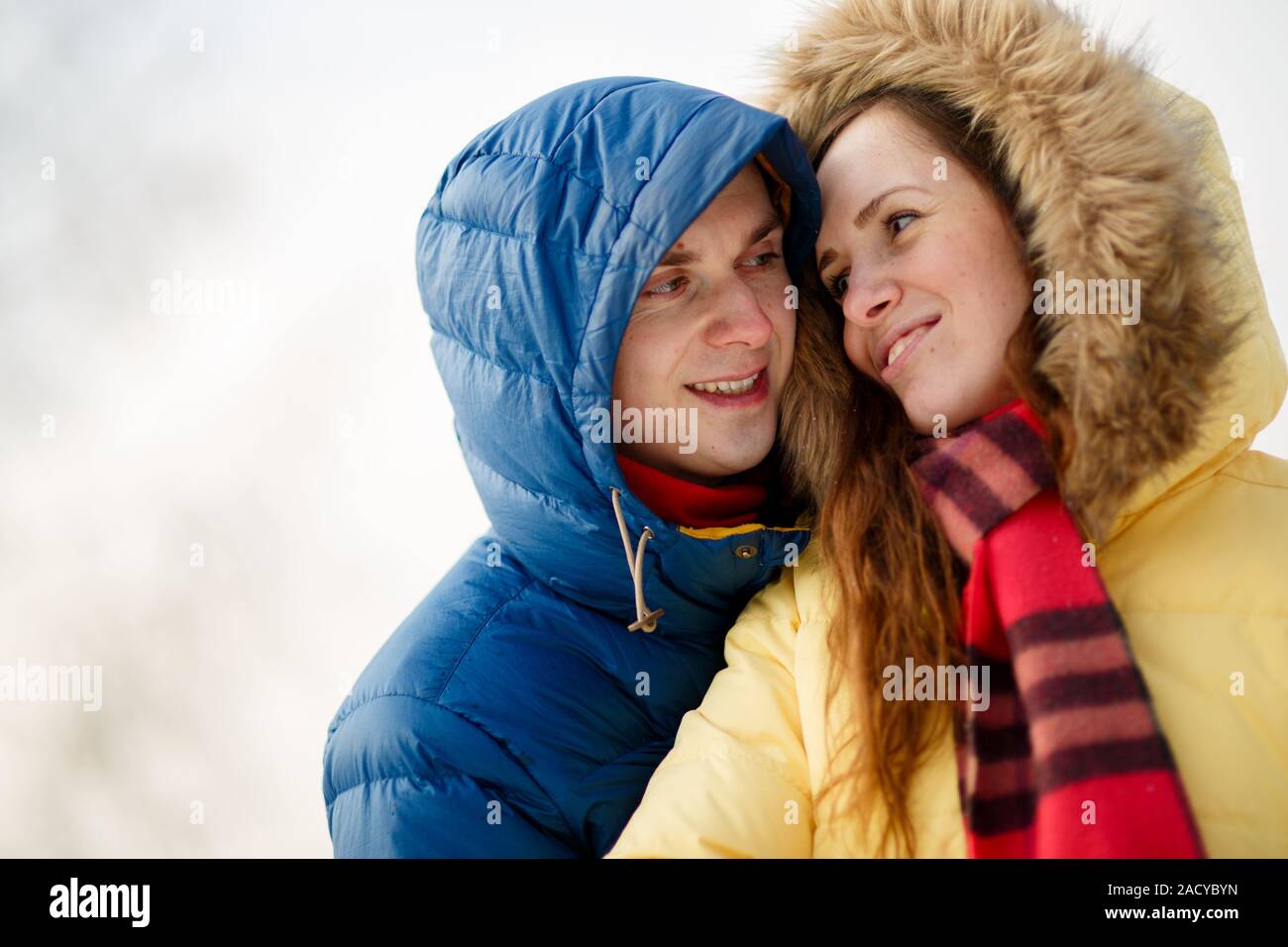 Smiling hugging hi-res stock photography and images - Alamy