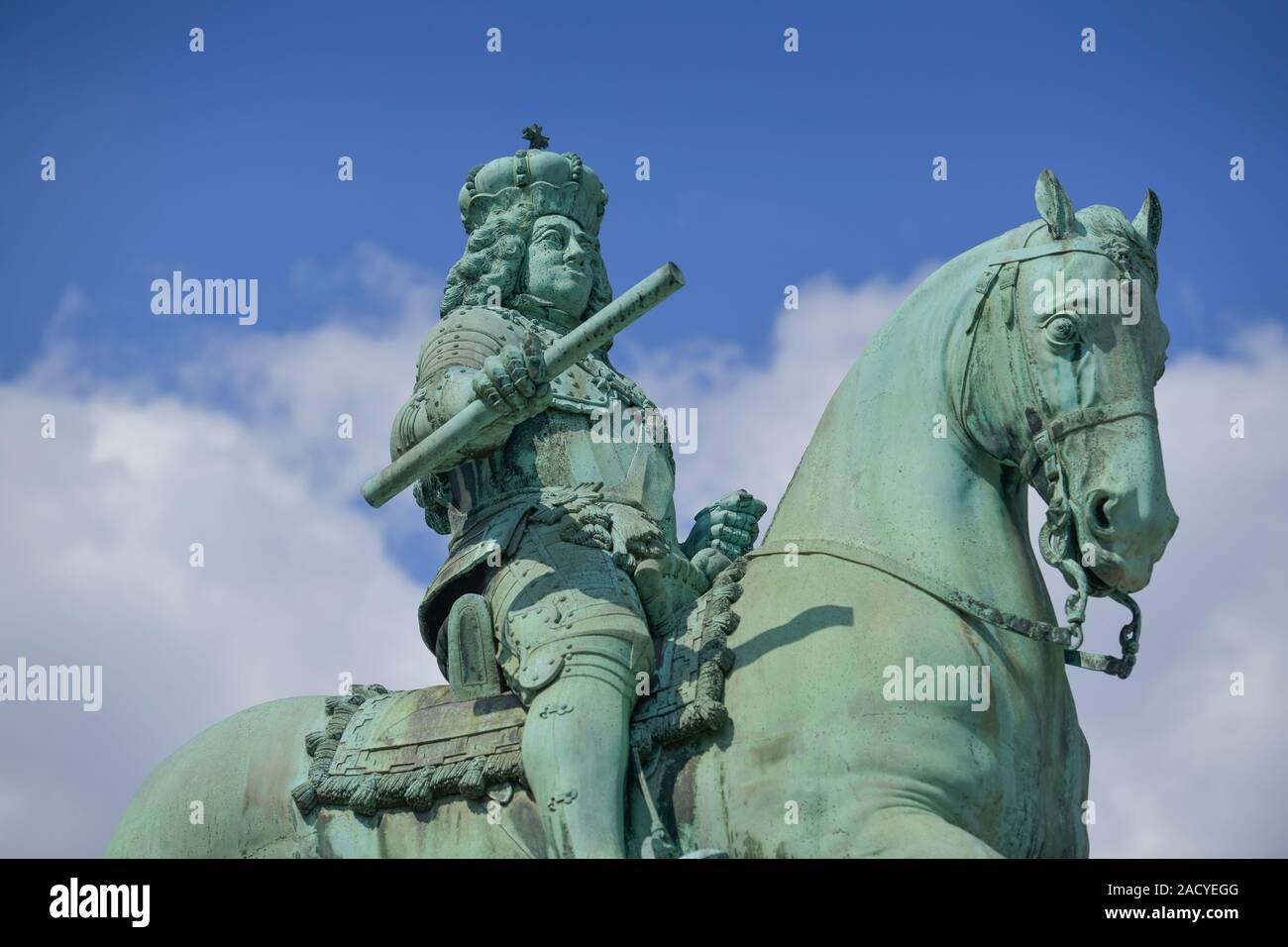 Jan wellem reiterdenkmal hi-res stock photography and images - Alamy