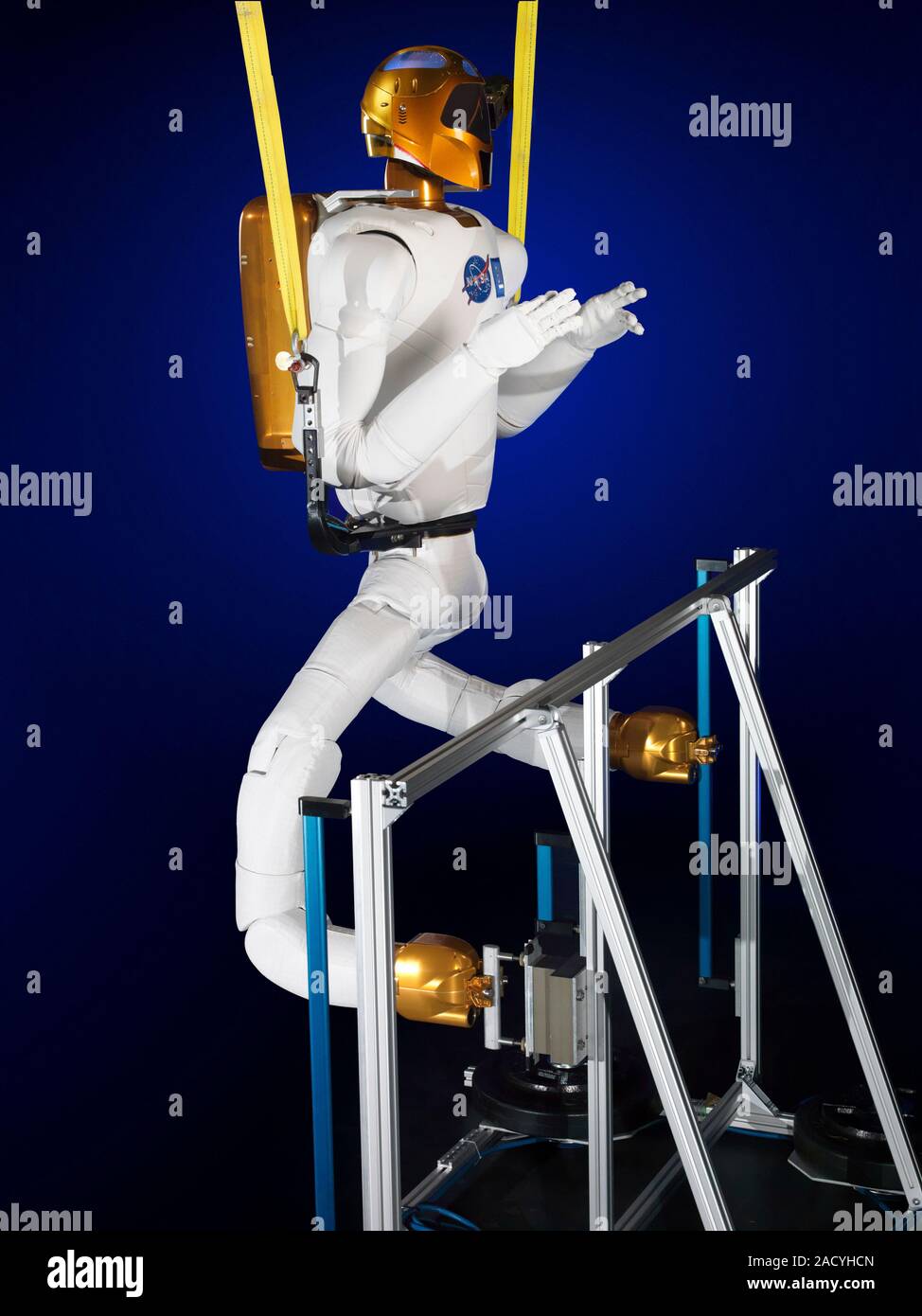 Robonaut 2 research laboratory. NASA's Robonaut 2 with newly developed ...