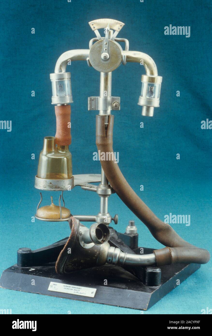 Anaesthetic inhaler, 1903. This is a Vernon Harcourt chloroform inhaler ...