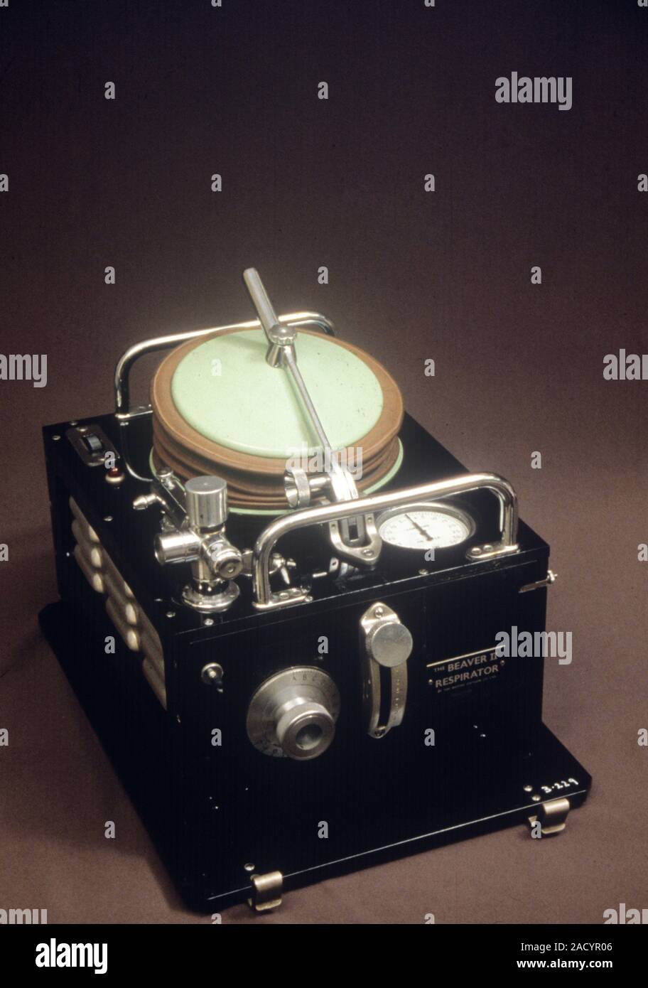 Medical respirator, mid-20th century. This is a Beaver II respirator ...