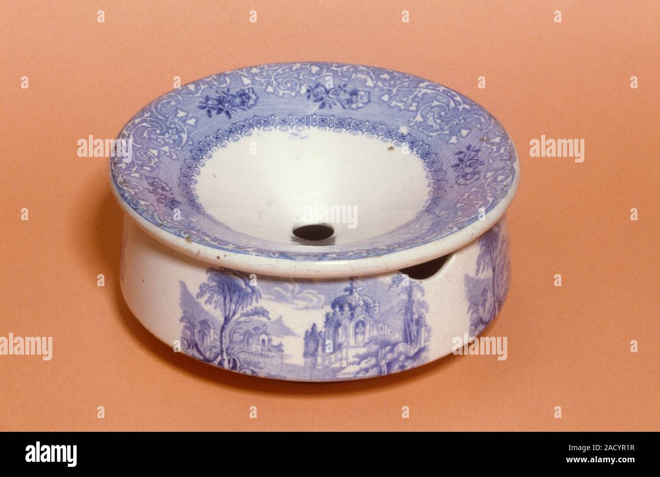 English ceramic spittoon with blue pattern transfer, circa 1860 ...