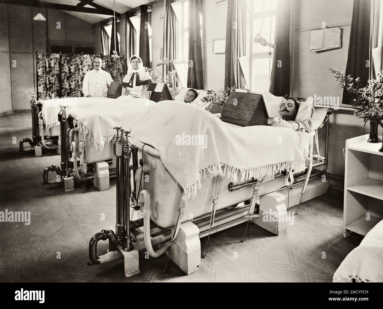 Septic wounds hospital ward. Patients being treated for infected wounds ...