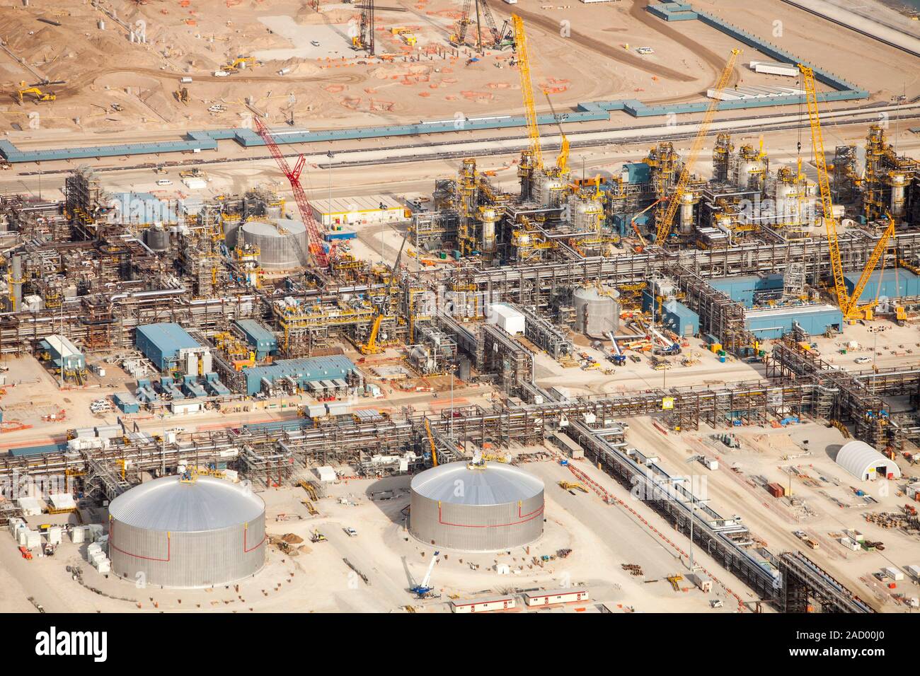 A brand new tar sands plant being constructed north of Fort McMurray ...