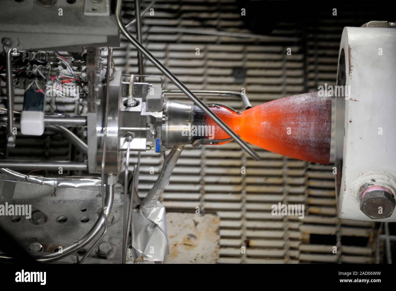 CST-100 spacecraft testing. Testing of a Pratt and Whitney Rocketdyne ...