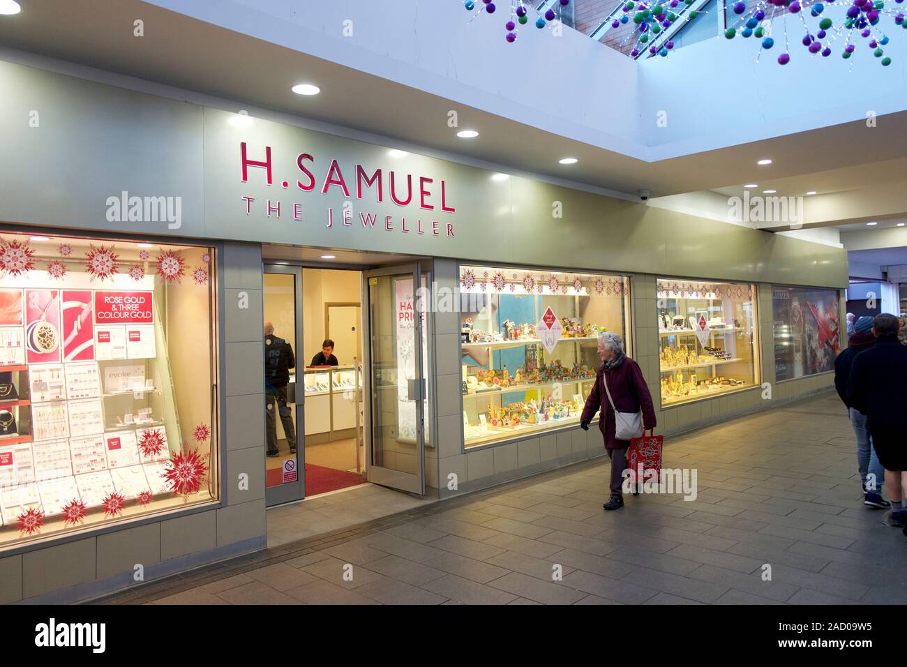 H samuel hi-res stock photography and images - Alamy