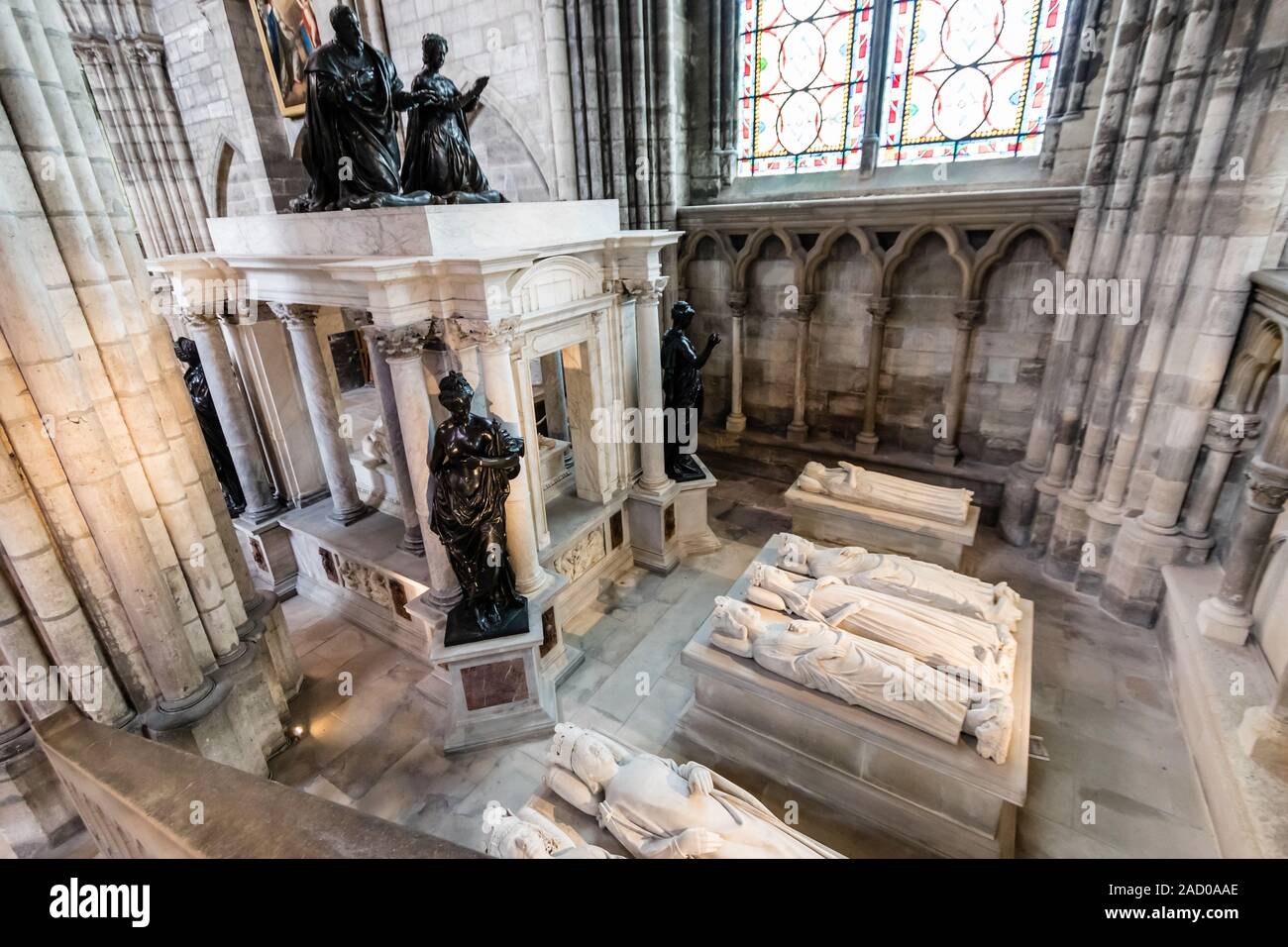 Catherine de' medici tomb hi-res stock photography and images - Alamy